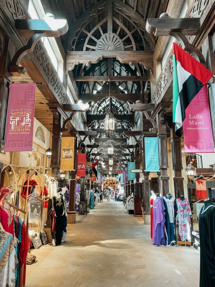 Souks in Dubai: A Guide To The Best 10 Markets