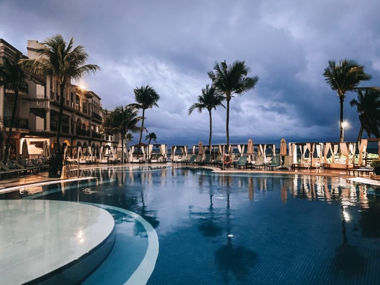 Wyndham Alltra Playa del Carmen: An HONEST Review