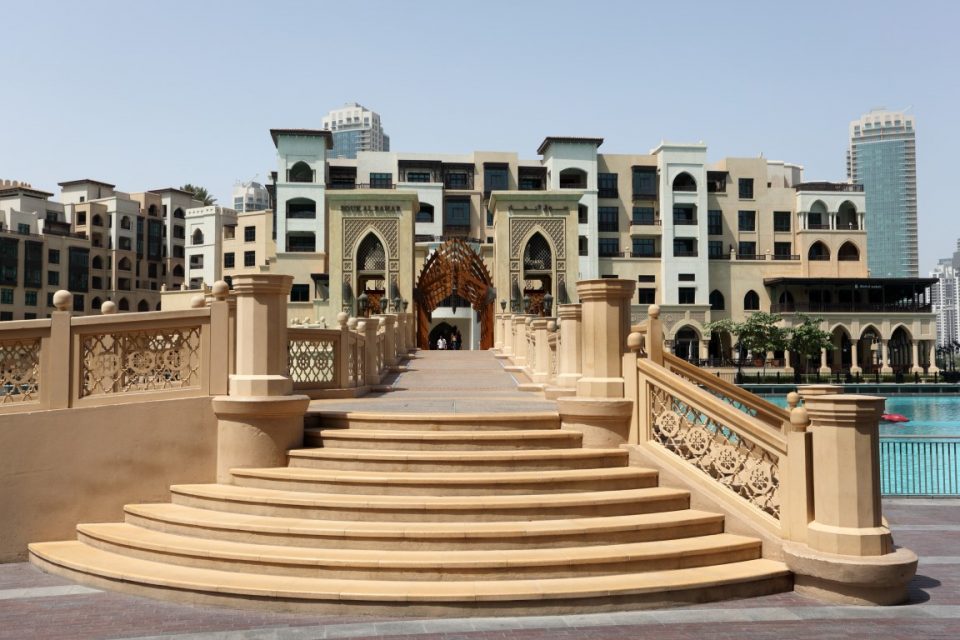 Souks in Dubai: A Guide To The Best 10 Markets