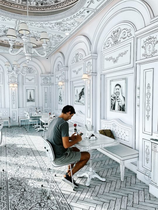Forever Rose Cafe, Dubai: The First 2D Cafe in Dubai